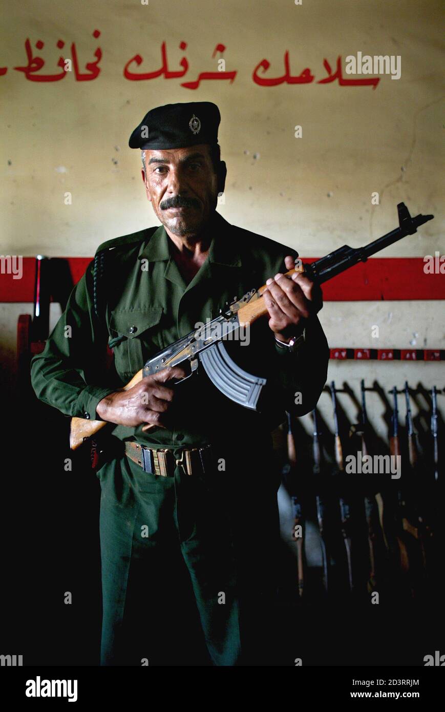 Automatic riffle hi-res stock photography and images - Alamy