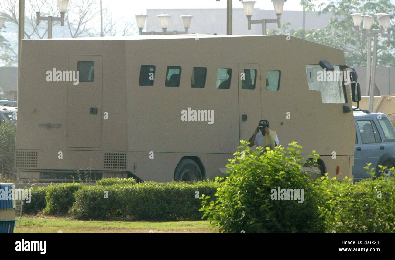 Armoured bus hi-res stock photography and images - Alamy