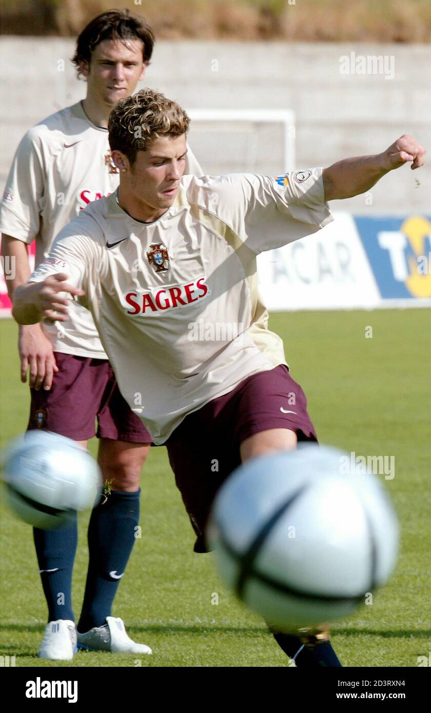 Cristiano ronaldo portugal 2004 hi-res stock photography and images - Alamy