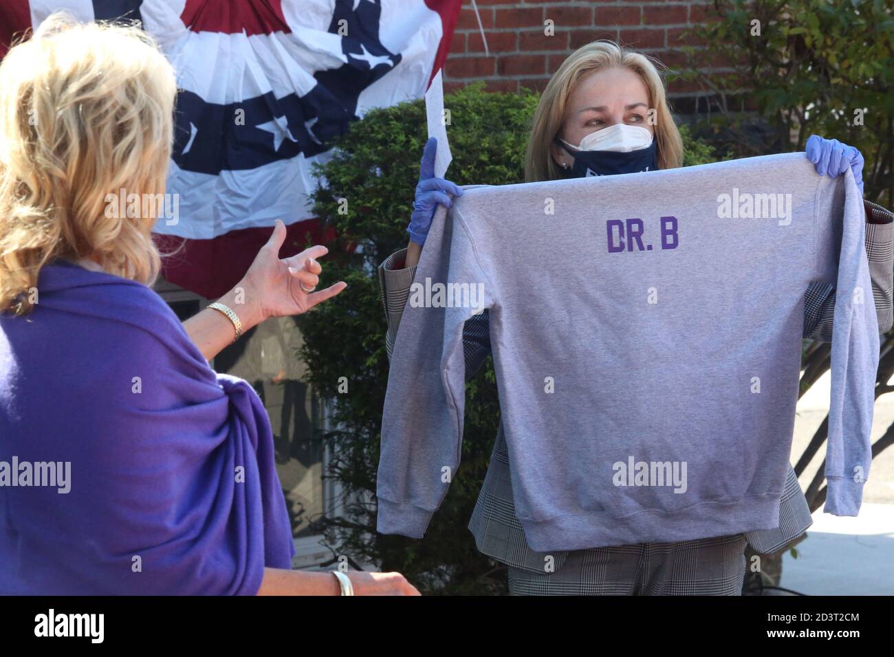 JENKINTOWN, PA - OCTOBER 8 : Dr. Jill Biden Visits Campaign Voter ...