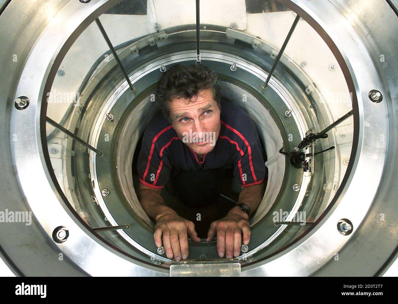 Lr5 hi-res stock photography and images - Alamy