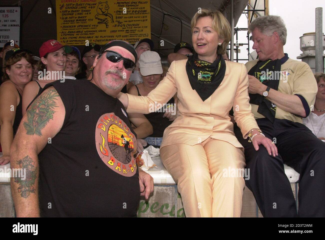 Hillary clinton 2000 hi-res stock photography and images - Alamy