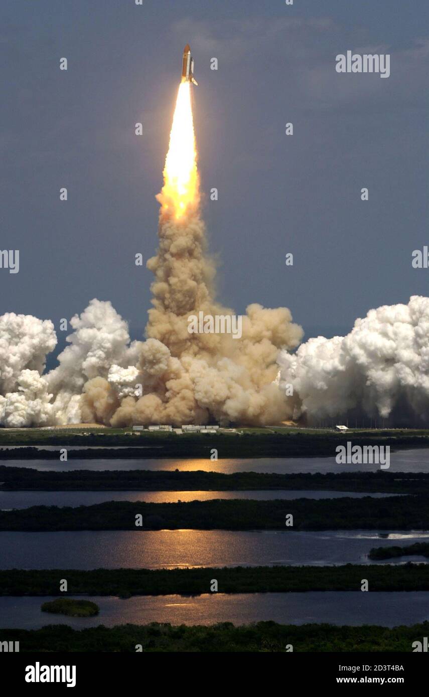 Sts 100 hi-res stock photography and images - Alamy