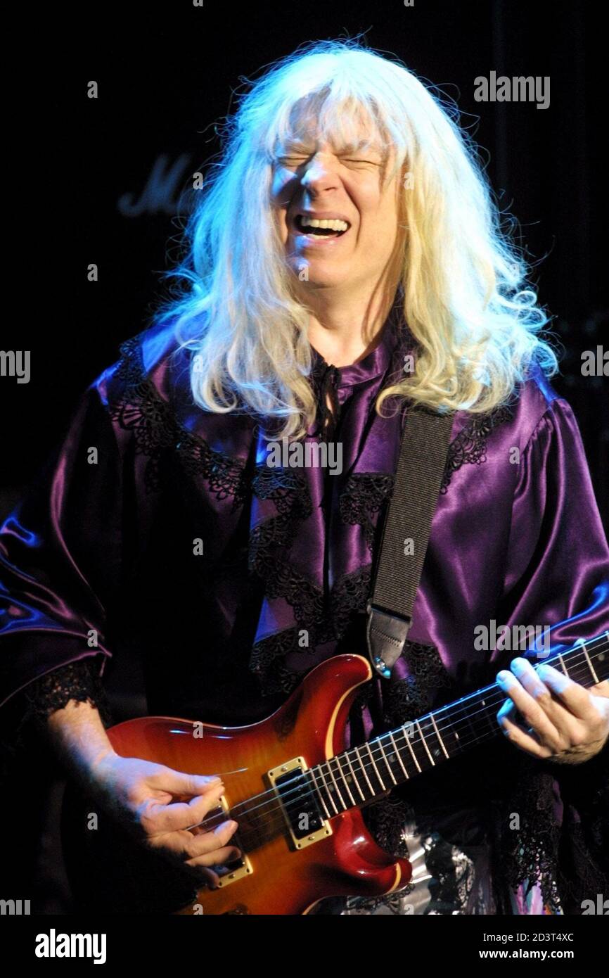 This is spinal tap michael mckean hi-res stock photography and images ...