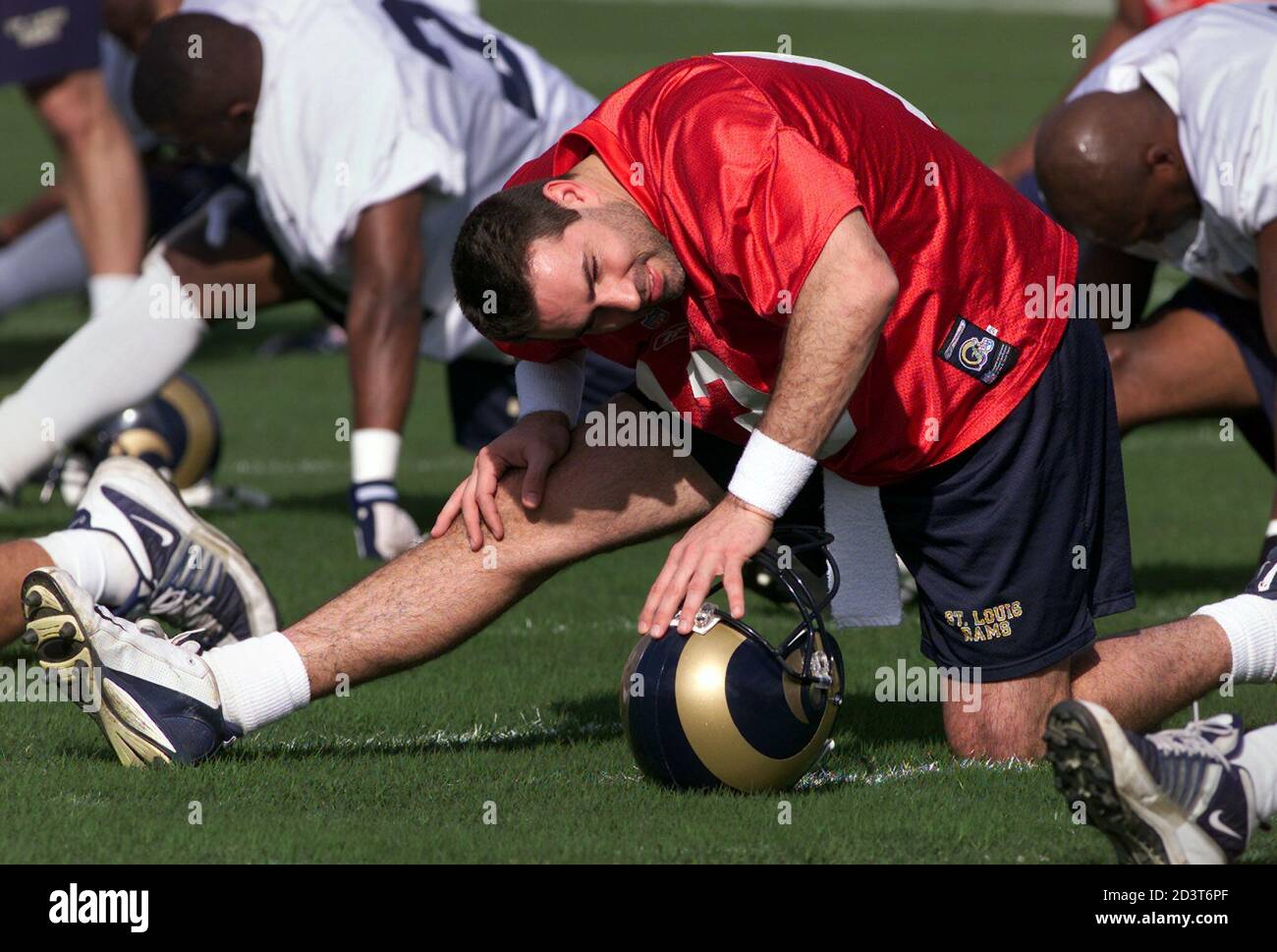 Kurt warner rams hi-res stock photography and images - Alamy
