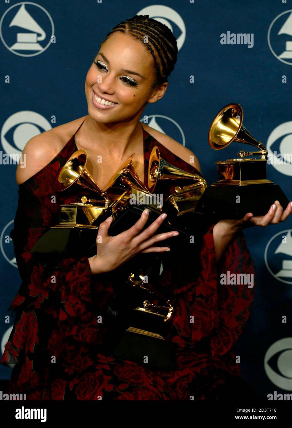 Alicia keys 2002 hi-res stock photography and images - Alamy