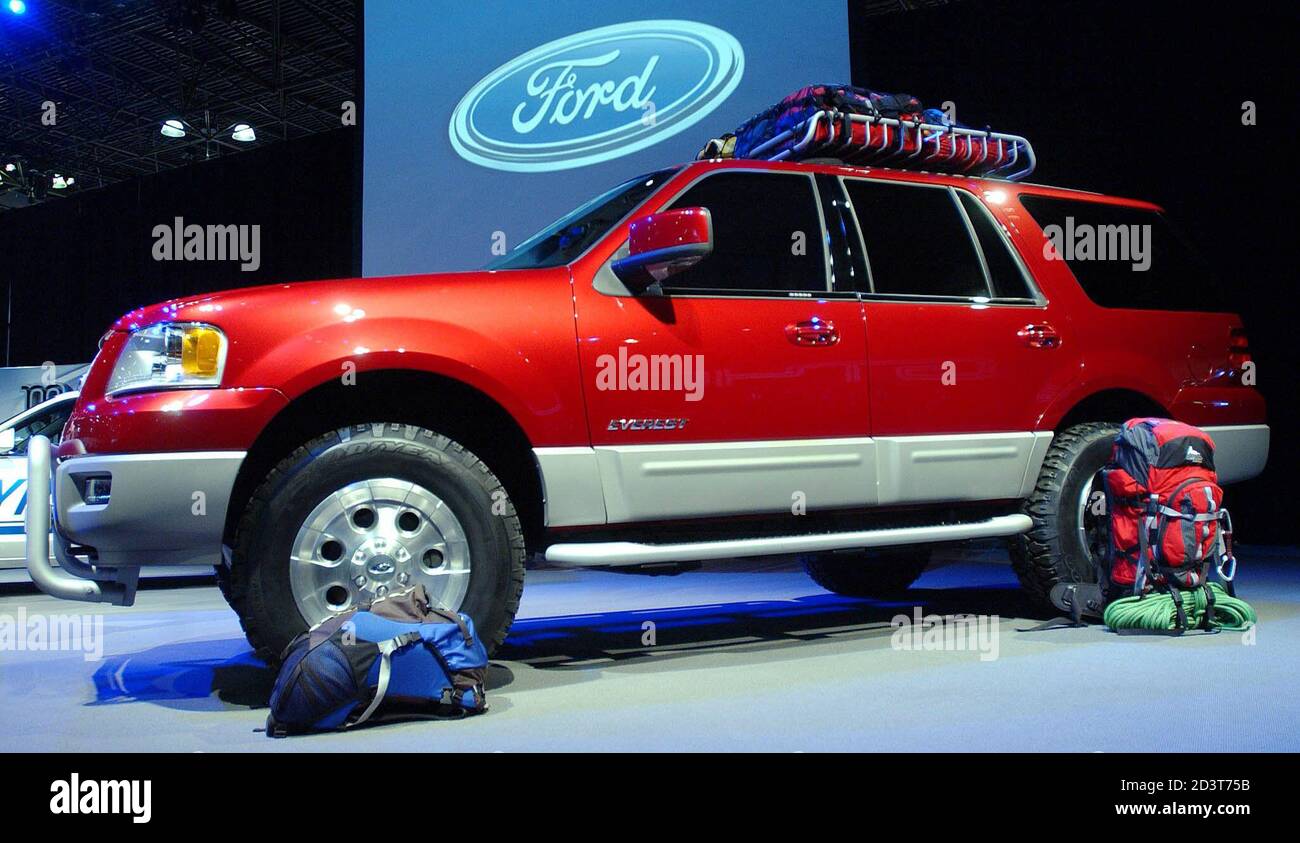 New ford everest hi-res stock photography and images - Alamy