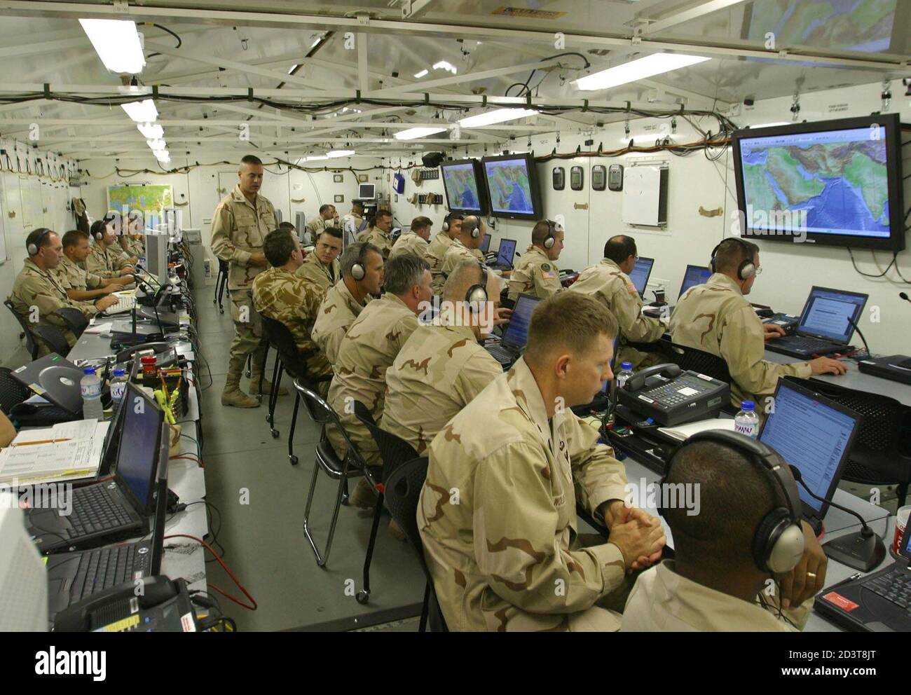 Maps of qatar hi-res stock photography and images - Alamy