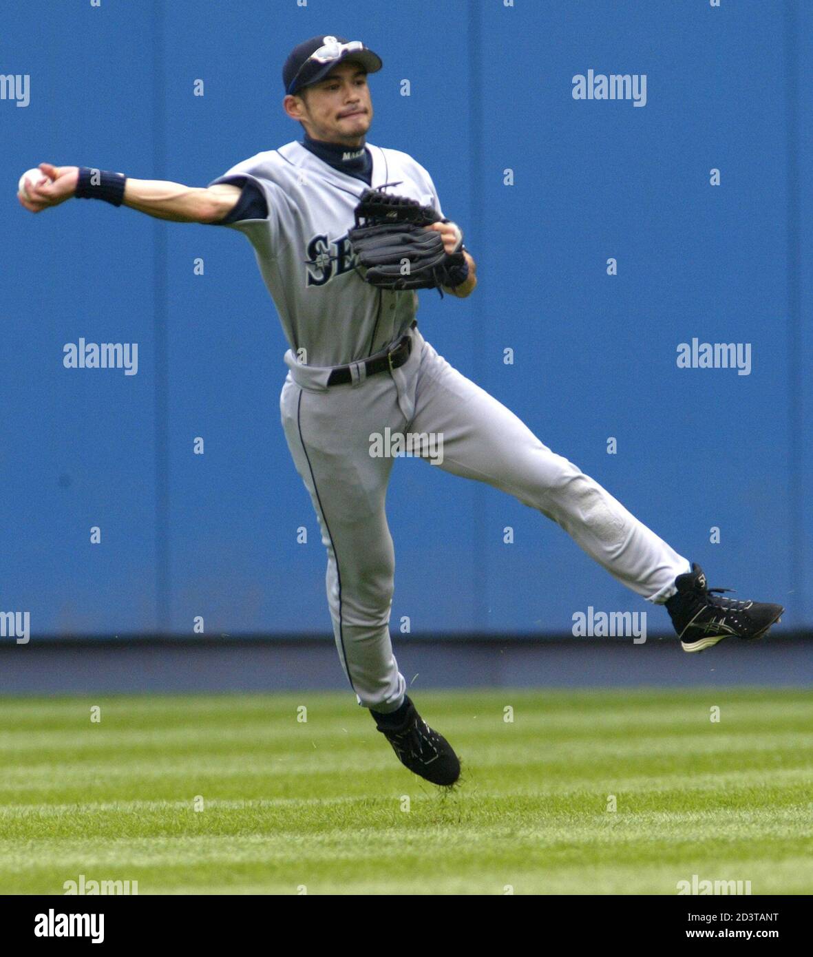 Ichiro Suzuki Catch