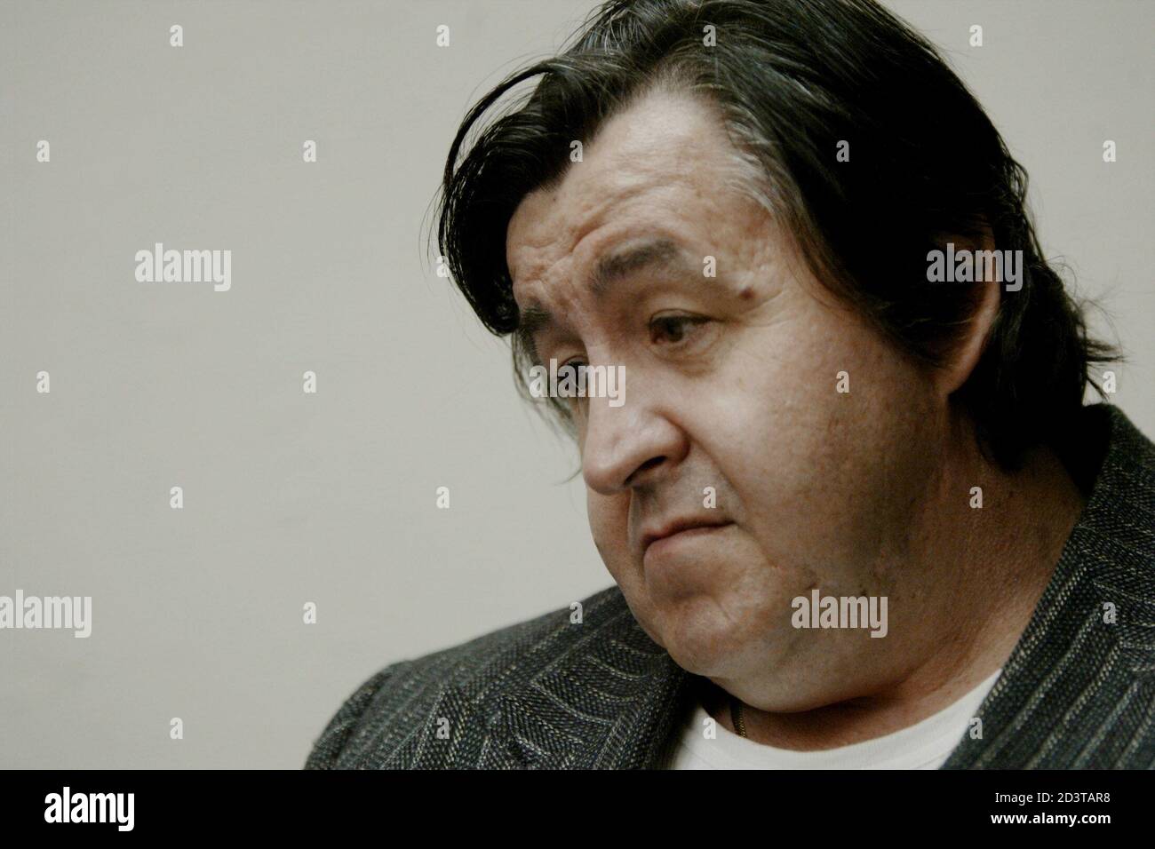 100 bs hi-res stock photography and images - Alamy