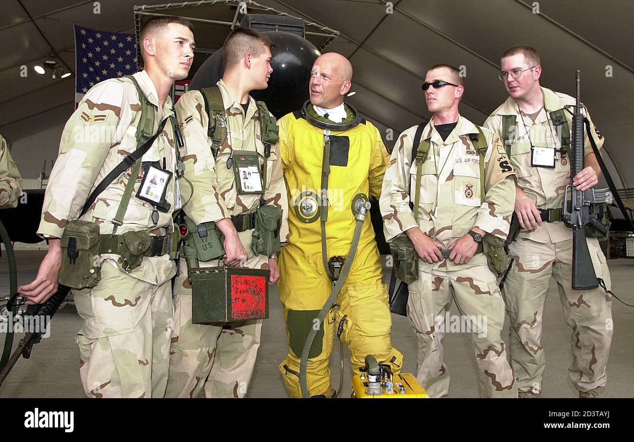 Showbiz Willis High Resolution Stock Photography and Images - Alamy