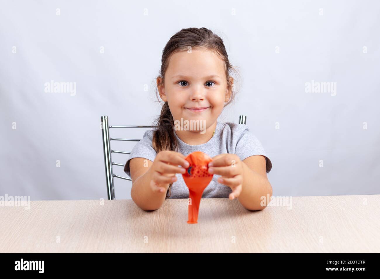 Inflated deflated balloon hi-res stock photography and images - Alamy