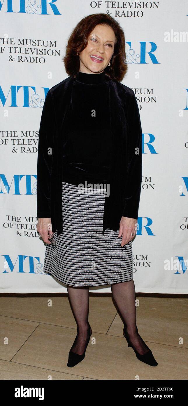 Kelly bishop hi-res stock photography and images - Alamy