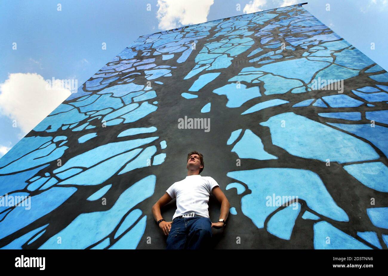 1 9 litres hi-res stock photography and images - Alamy