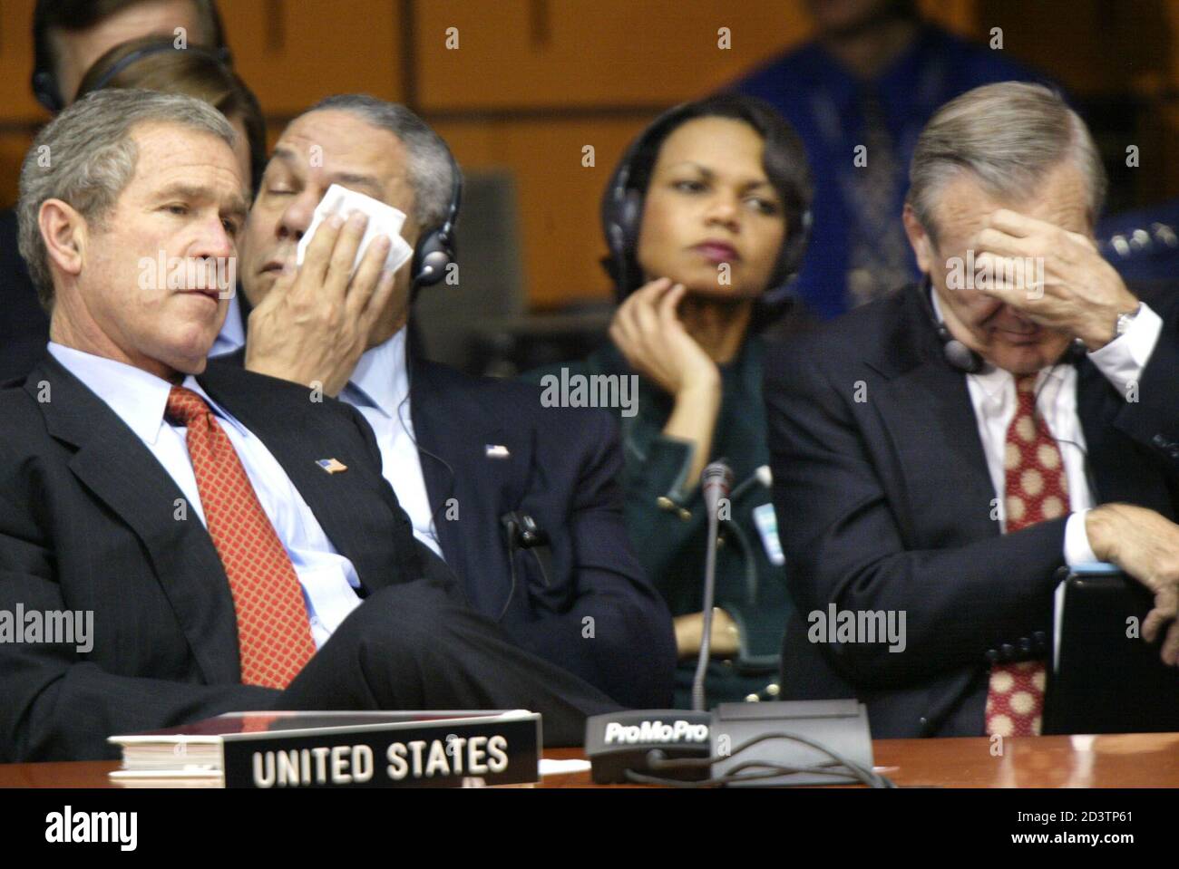 Nato summit in prague hi-res stock photography and images - Alamy