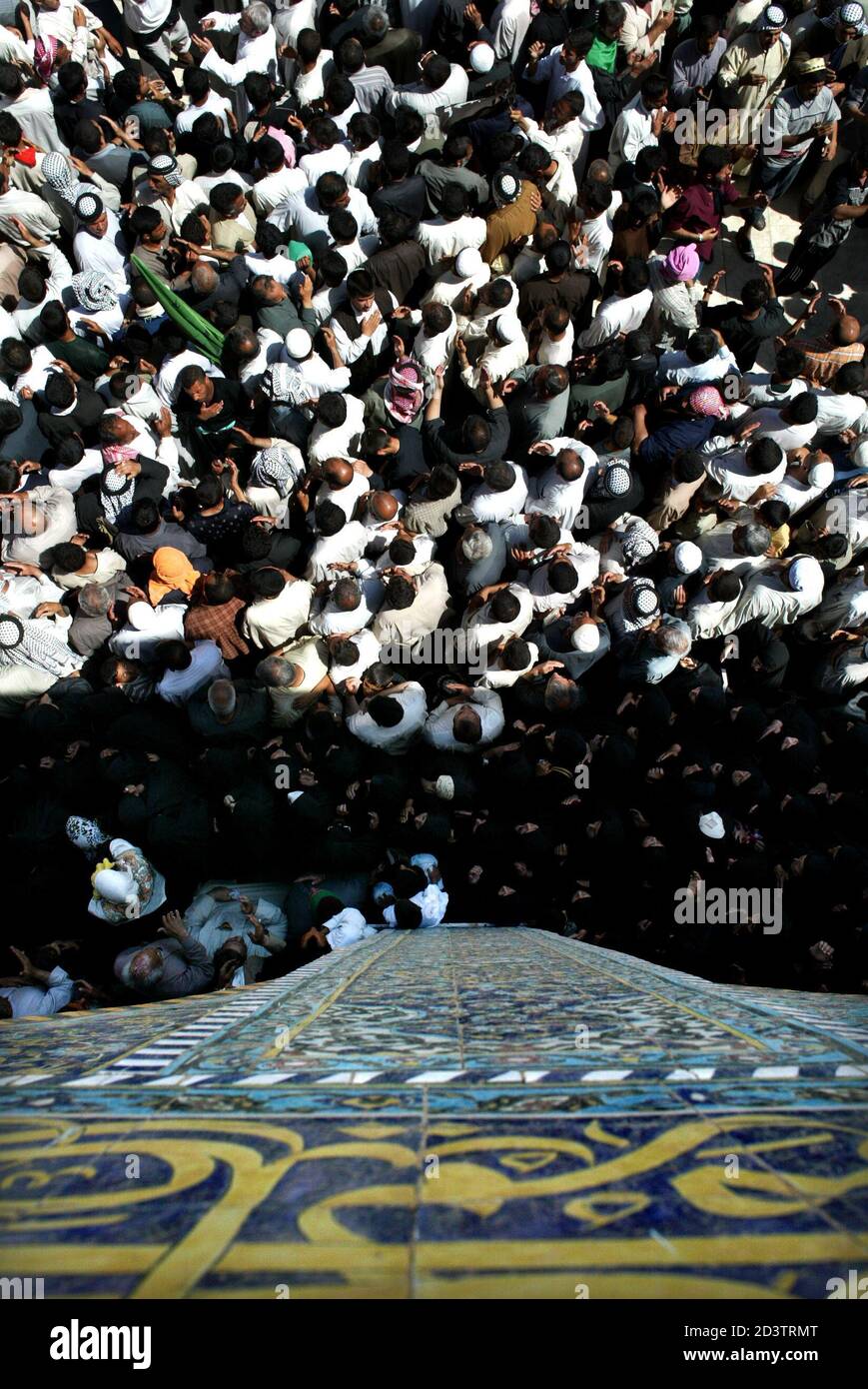 Al iman mosque hi-res stock photography and images - Alamy