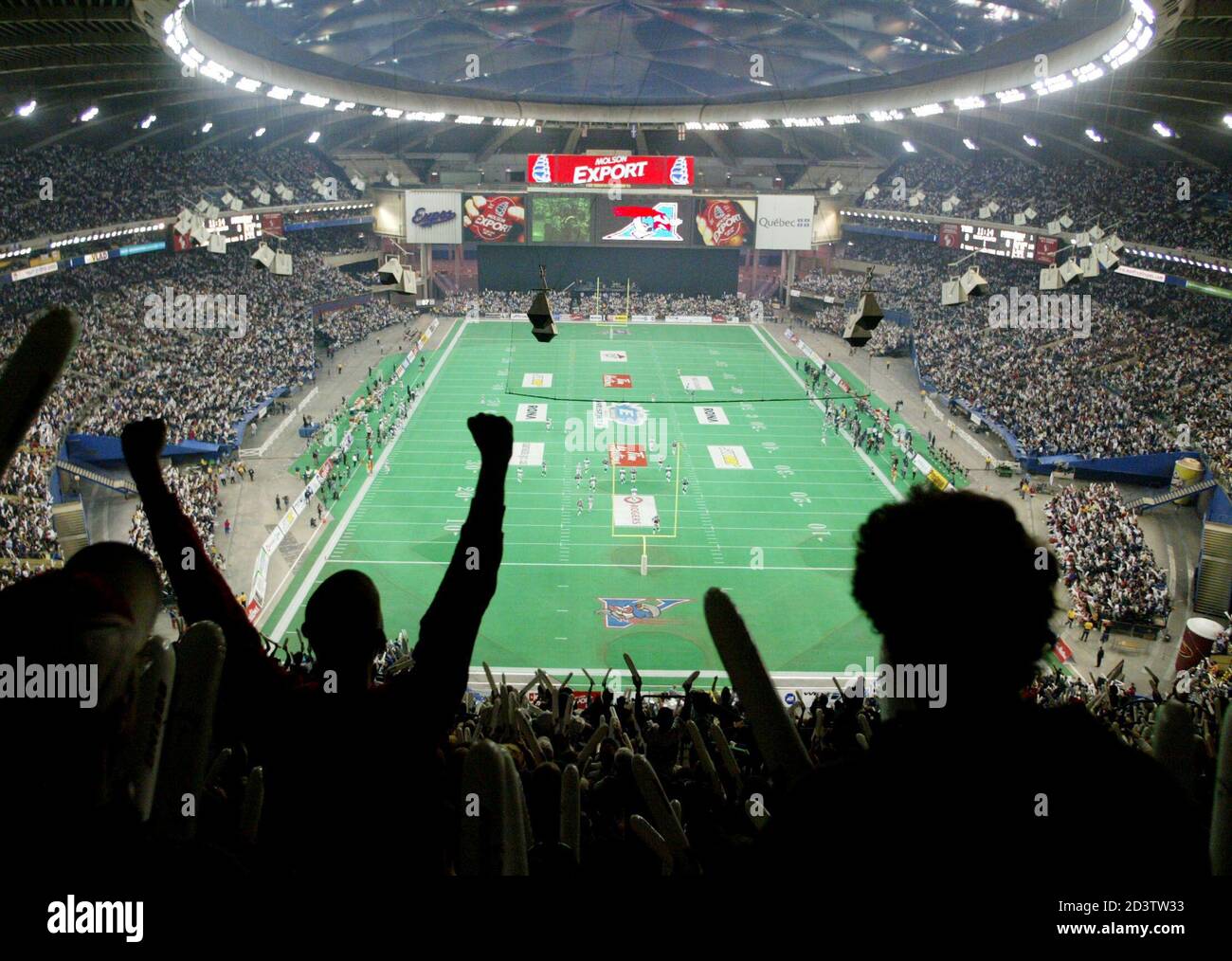 Toronto argonauts fans hi-res stock photography and images - Alamy