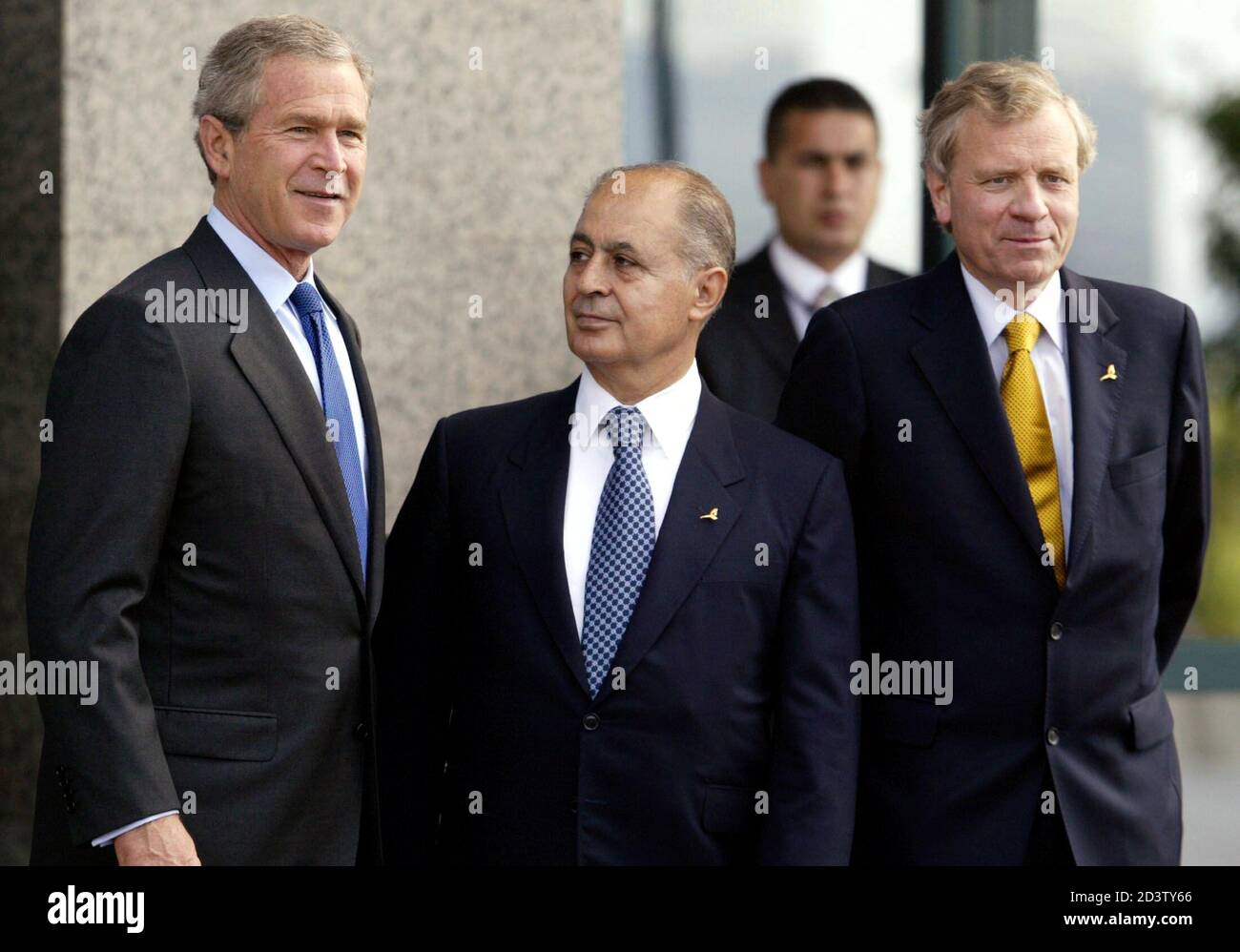 Nato 2004 hi-res stock photography and images - Alamy