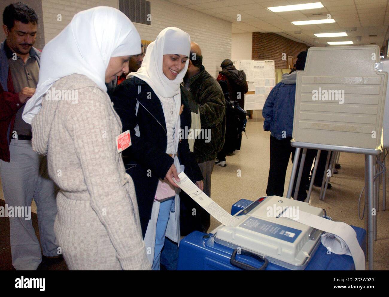 Voting lines michigan hi-res stock photography and images - Alamy