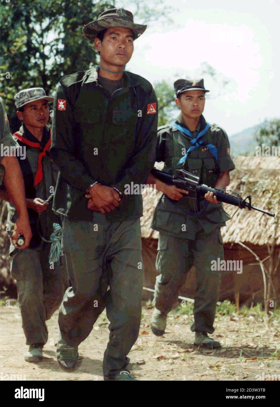 Myanmar soldiers hi-res stock photography and images - Alamy