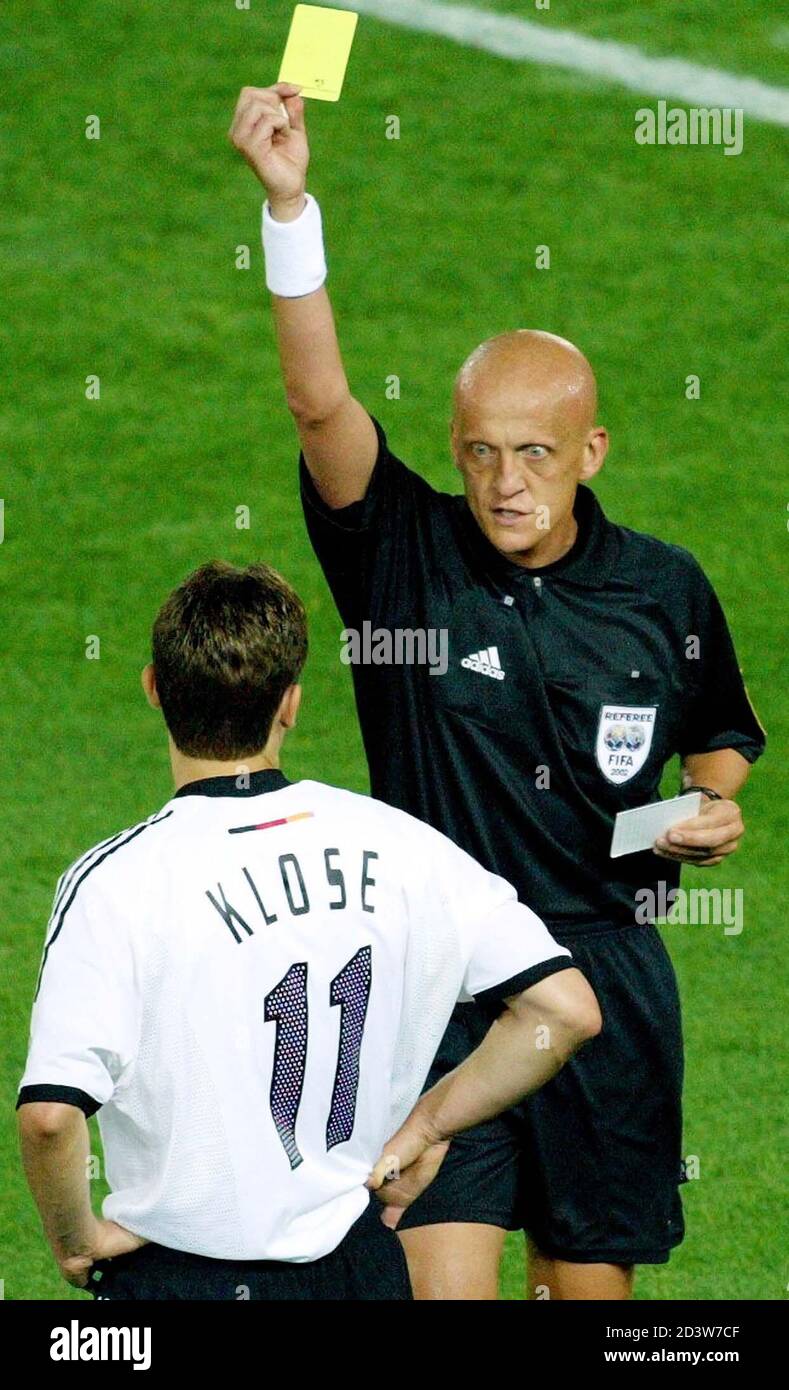 Italian Referee Pierluigi Collina High Resolution Stock Photography and ...