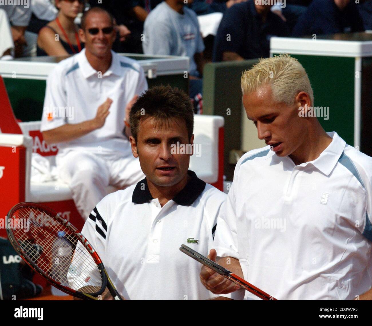 James blake paris hi-res stock photography and images - Alamy
