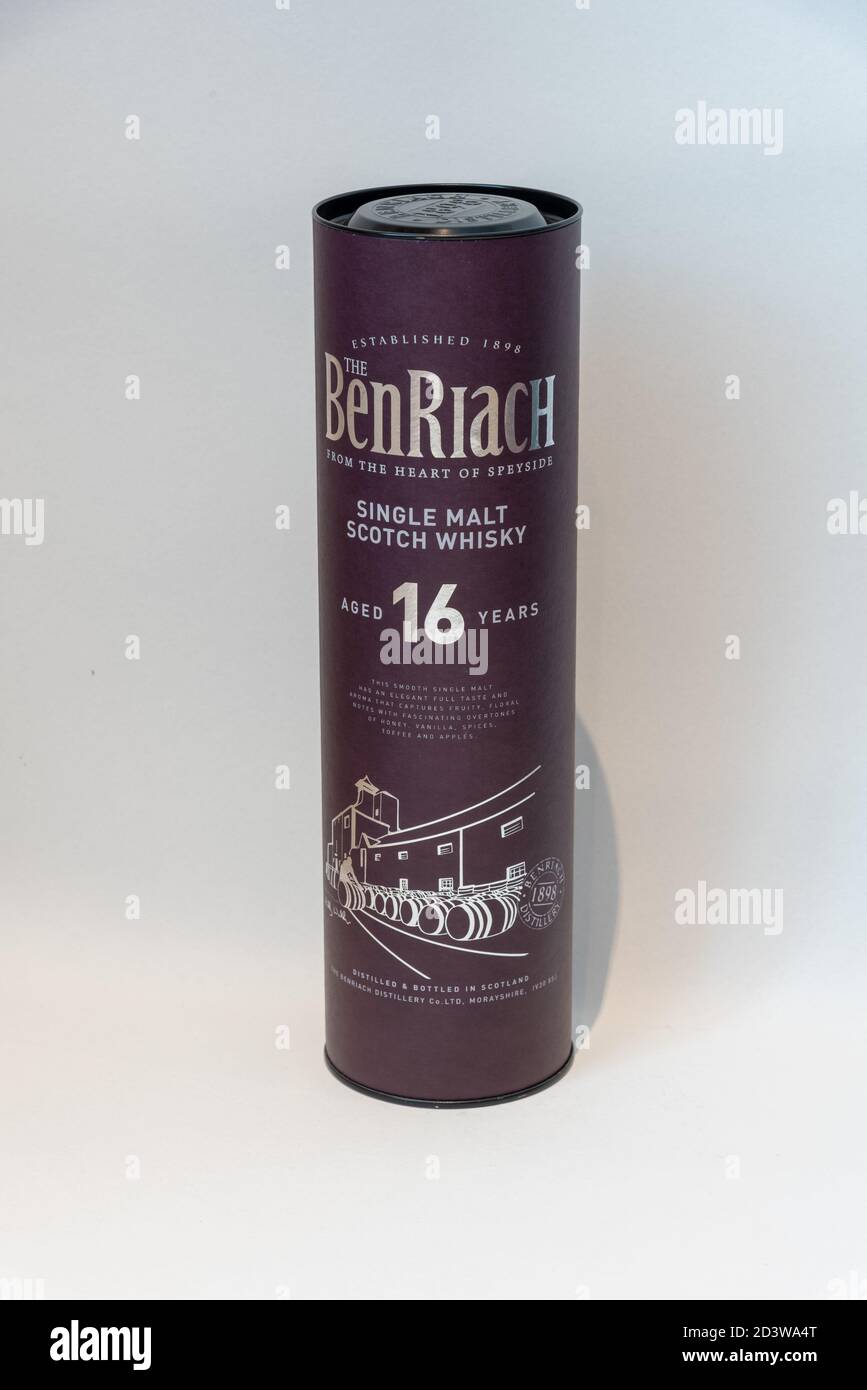 Single malt scotch whisky presentation box on white background Stock ...