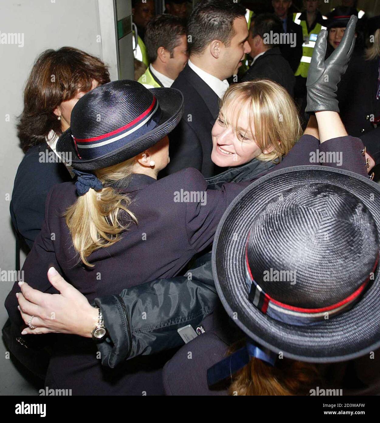 Wave goodbye airport hi-res stock photography and images - Alamy