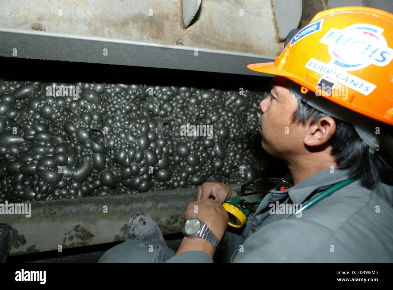 Philippine mining industry hi-res stock photography and images - Alamy