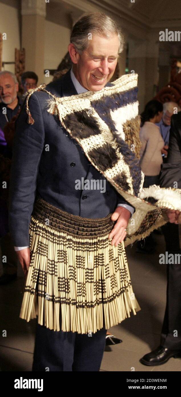 Maori piu skirt hi-res stock photography and images - Alamy