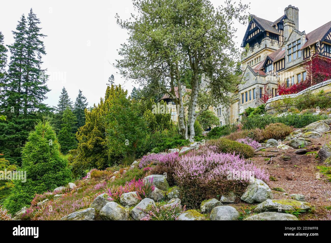 Cragside house hi-res stock photography and images - Alamy