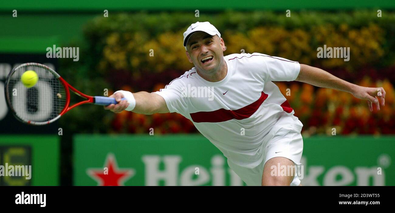Sport tennis forehand andre agassi hi-res stock photography and images ...