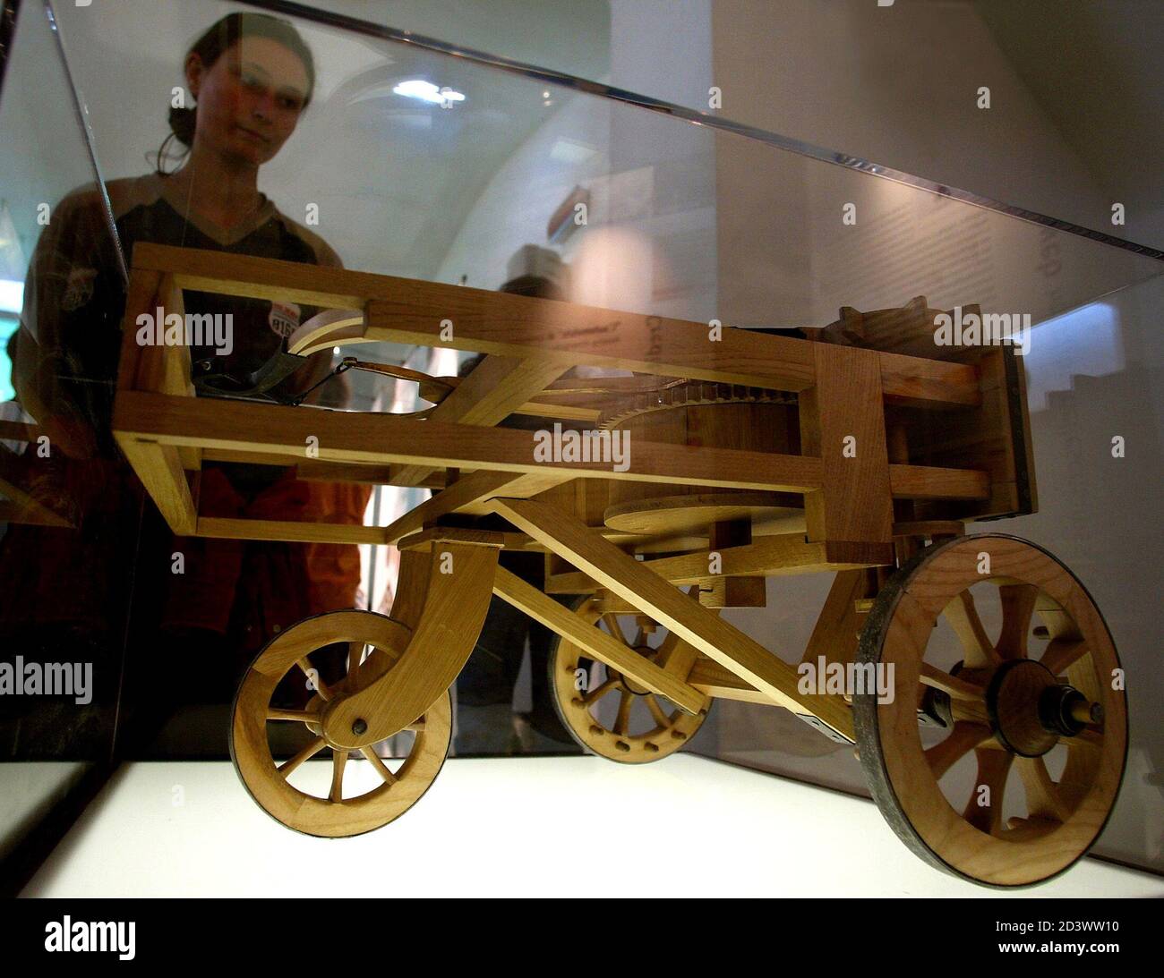 Leonardo davinci sketches hi-res stock photography and images - Alamy