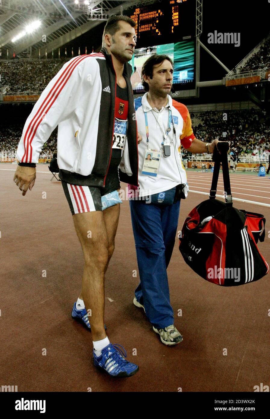 Discus olympic champion hi-res stock photography and images - Alamy