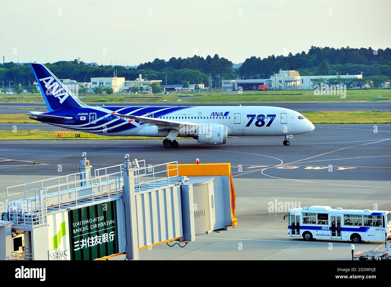 Boeing 788 High Resolution Stock Photography and Images - Alamy