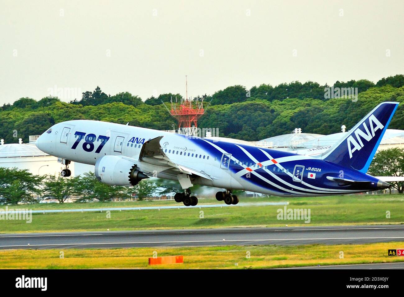 Boeing 788 High Resolution Stock Photography and Images - Alamy