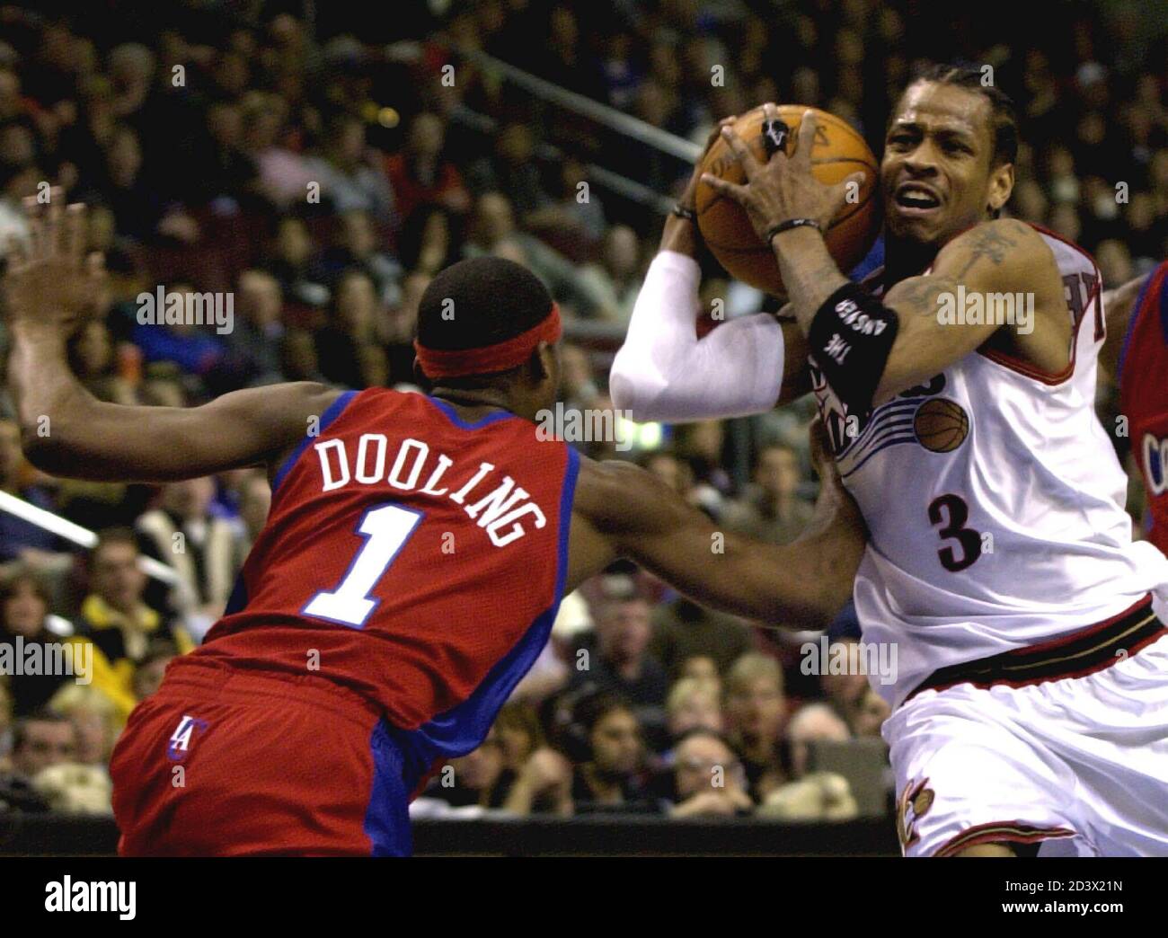Allen Iverson 2001 High Resolution Stock Photography and Images - Alamy