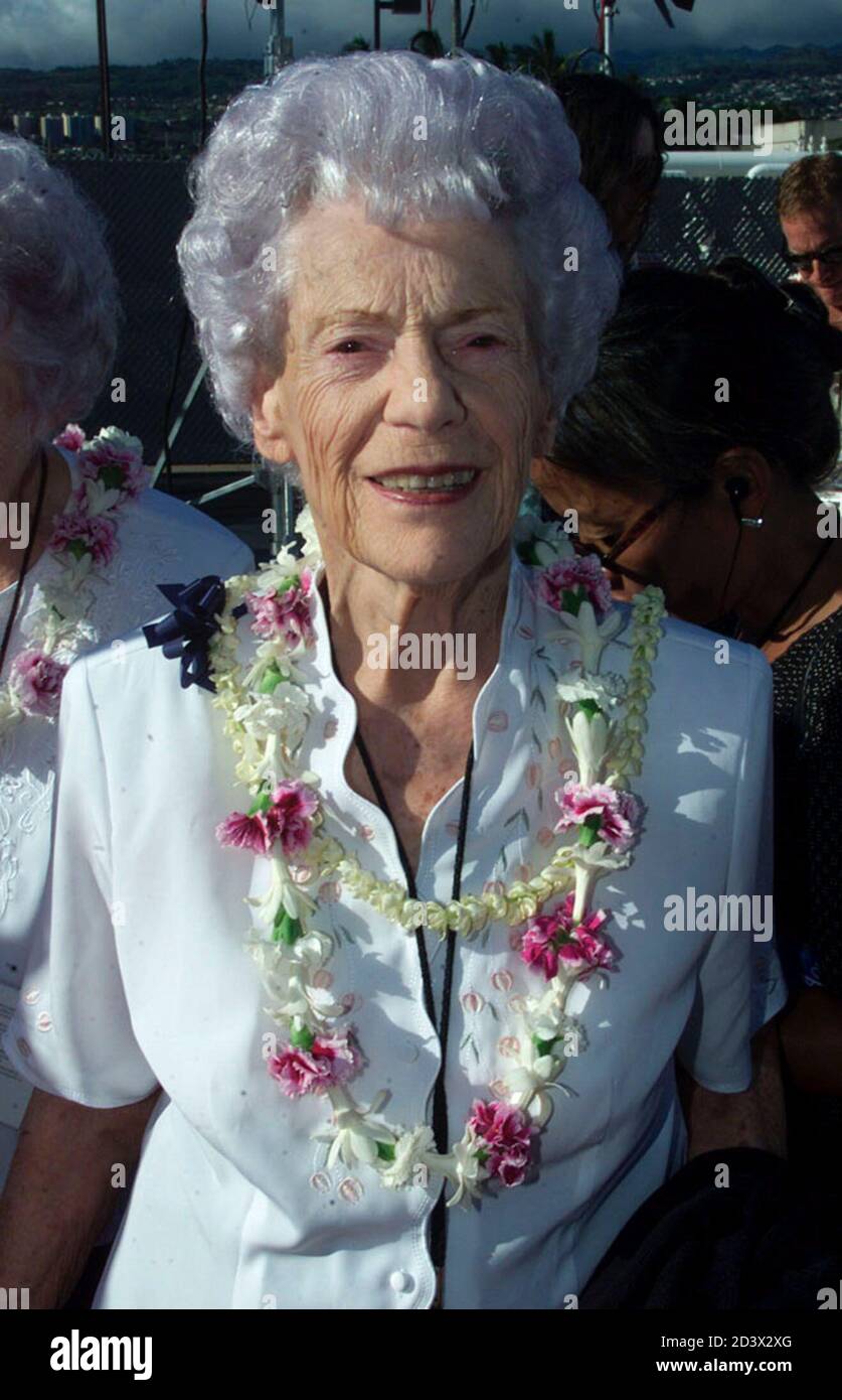 Navy nurse hi-res stock photography and images - Alamy