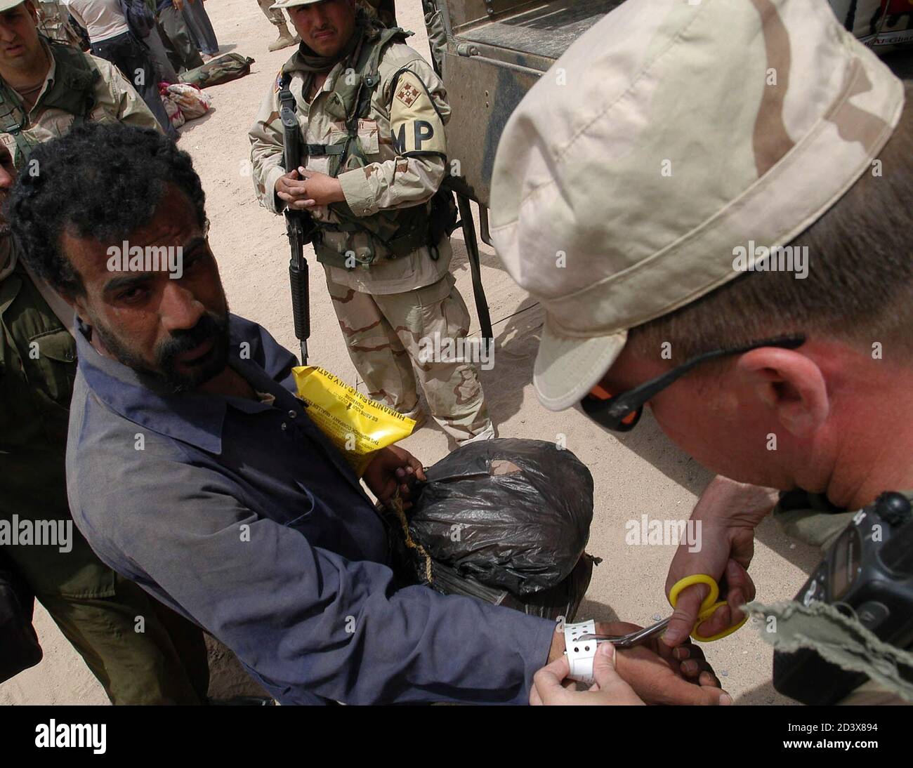 Iraqi pow hi-res stock photography and images - Alamy