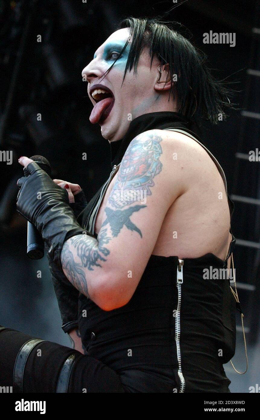 Twenty two bands hi-res stock photography and images - Alamy