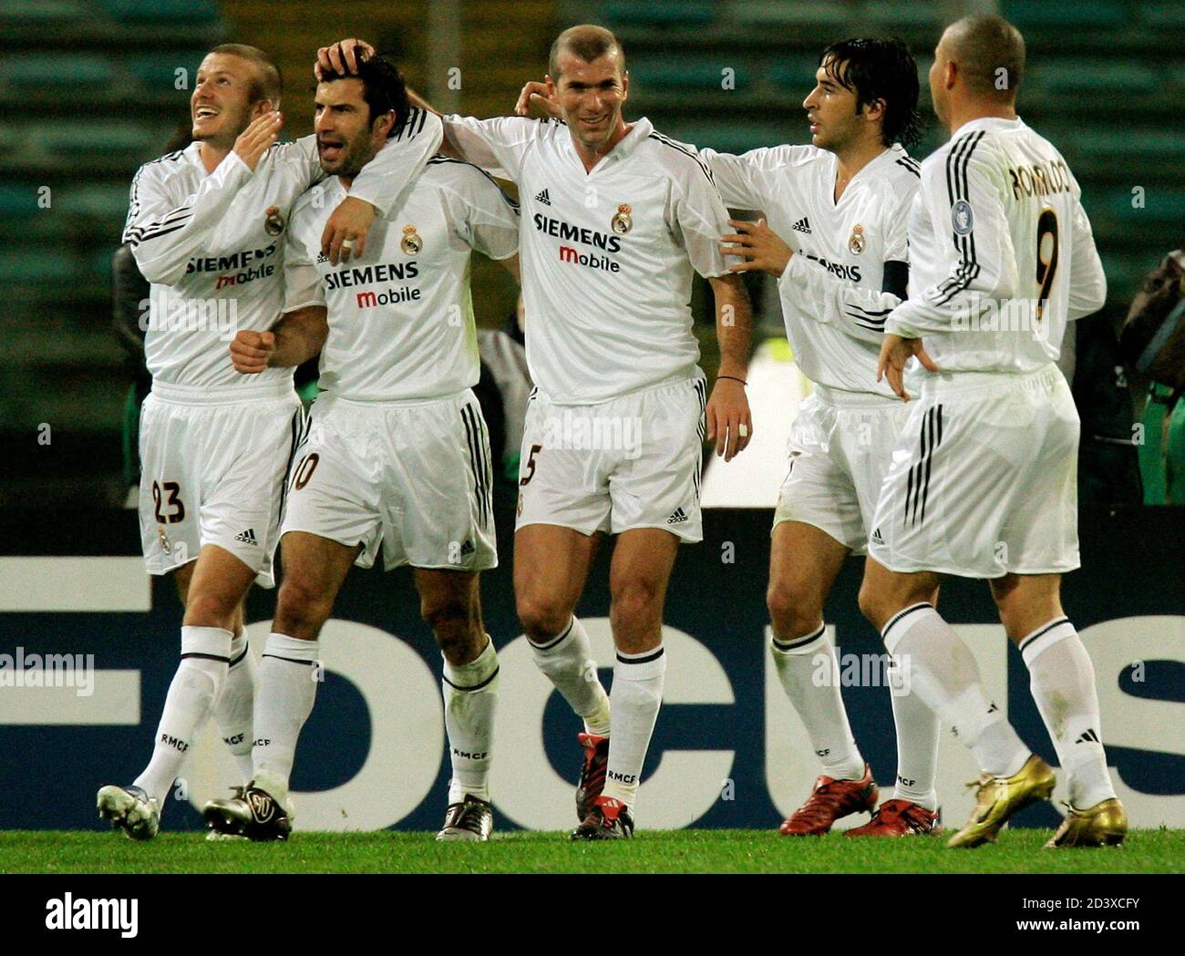 Ronaldo real madrid 2004 hi-res stock photography and images - Alamy