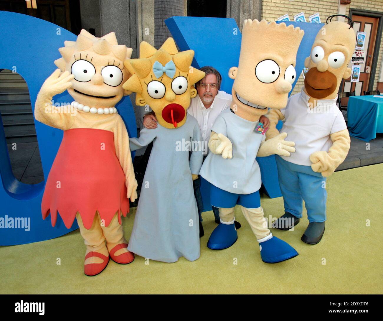 Homer bart simpson animated television hi-res stock photography and ...