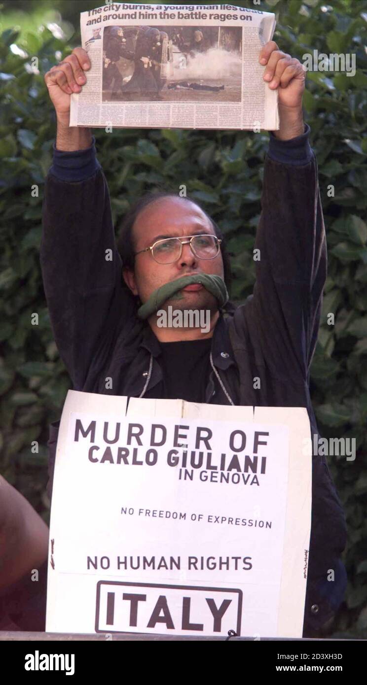 Carlo giuliani death hi-res stock photography and images - Alamy