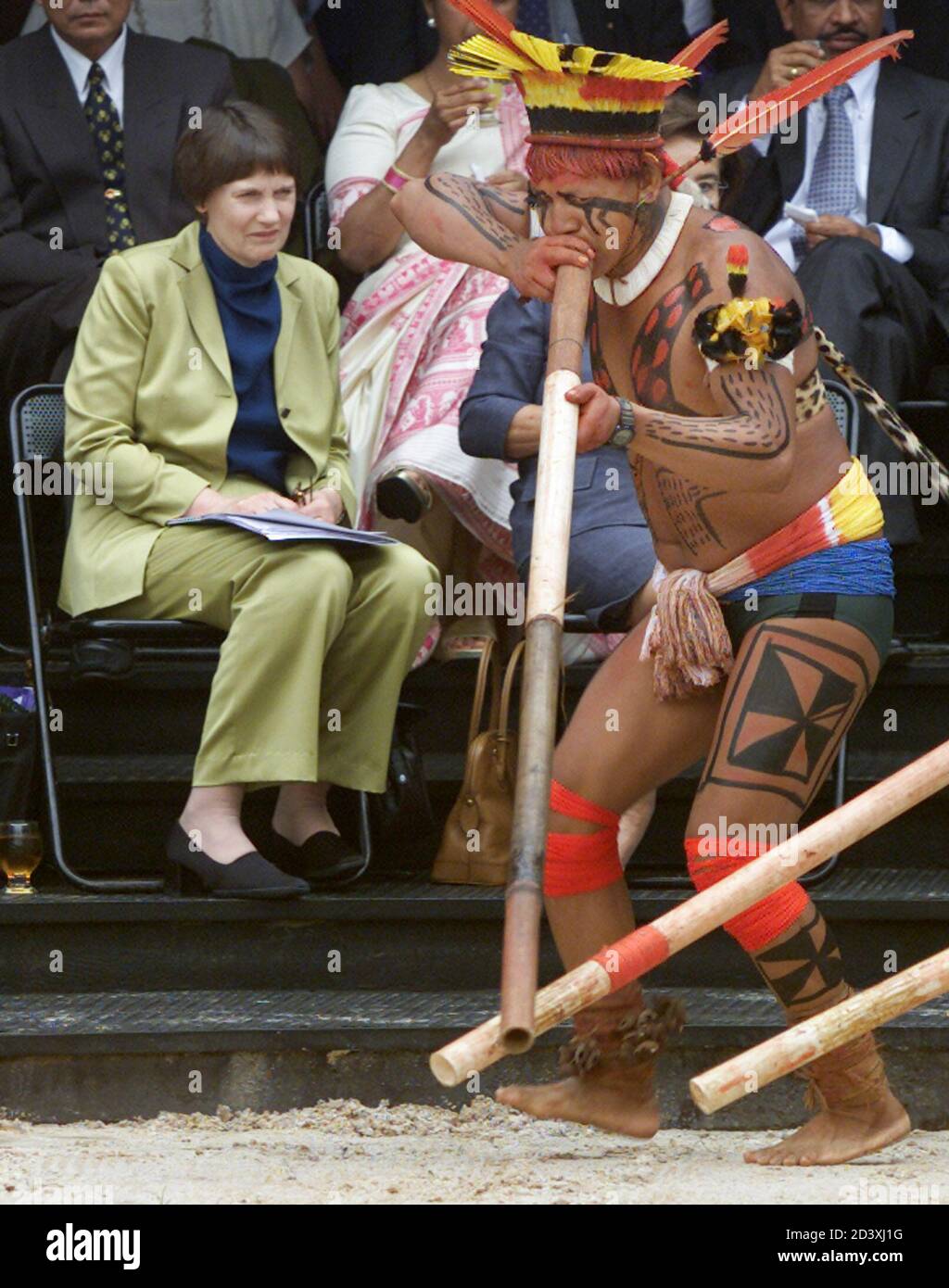 Xingu tribe dance hi-res stock photography and images - Alamy