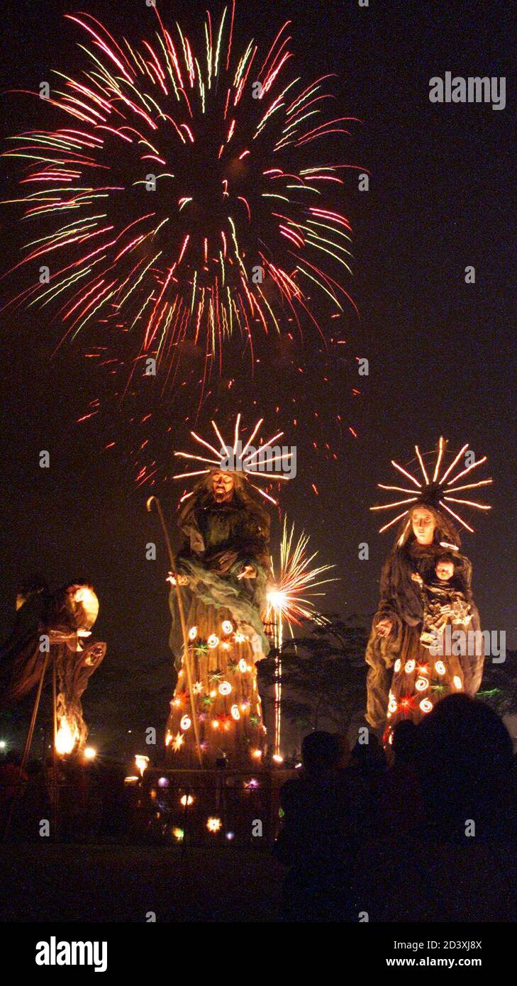 Showing virgin mary jesus hi-res stock photography and images - Alamy