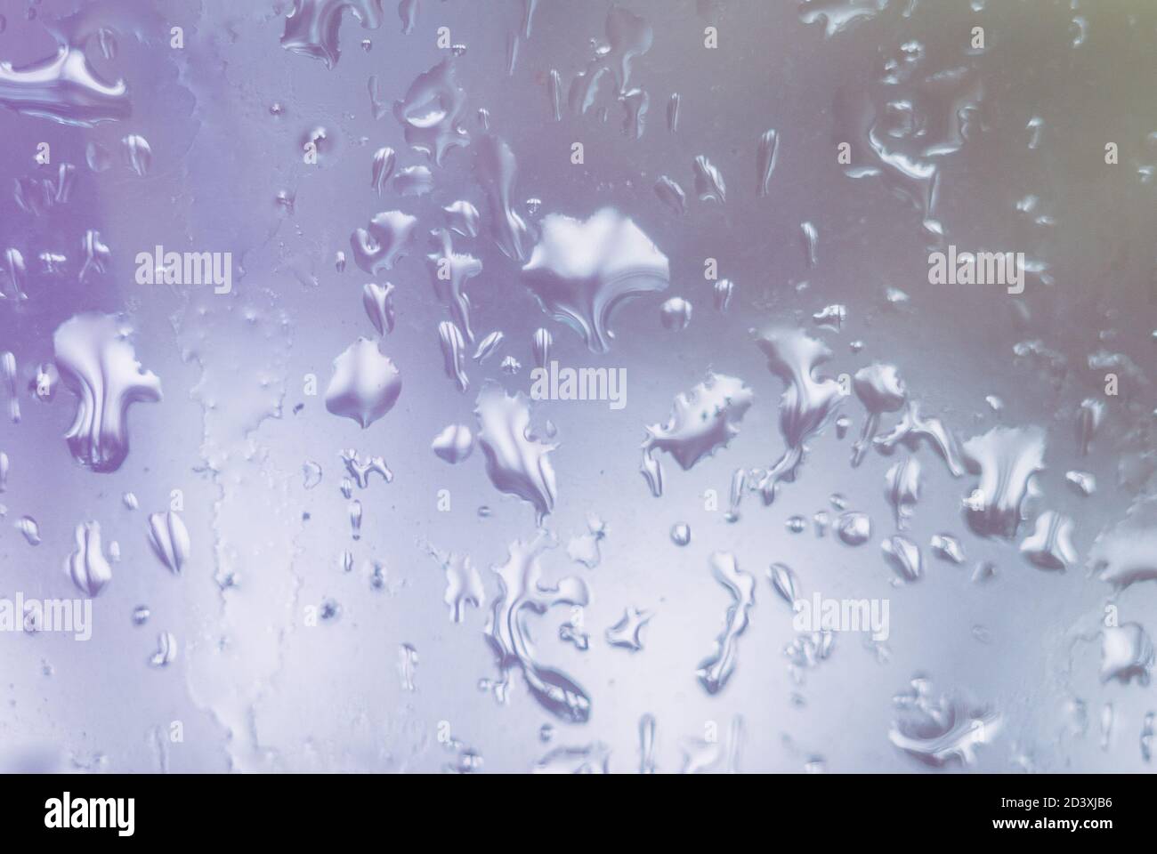 Droplets on the windows glass after rainy summer day Stock Photo - Alamy