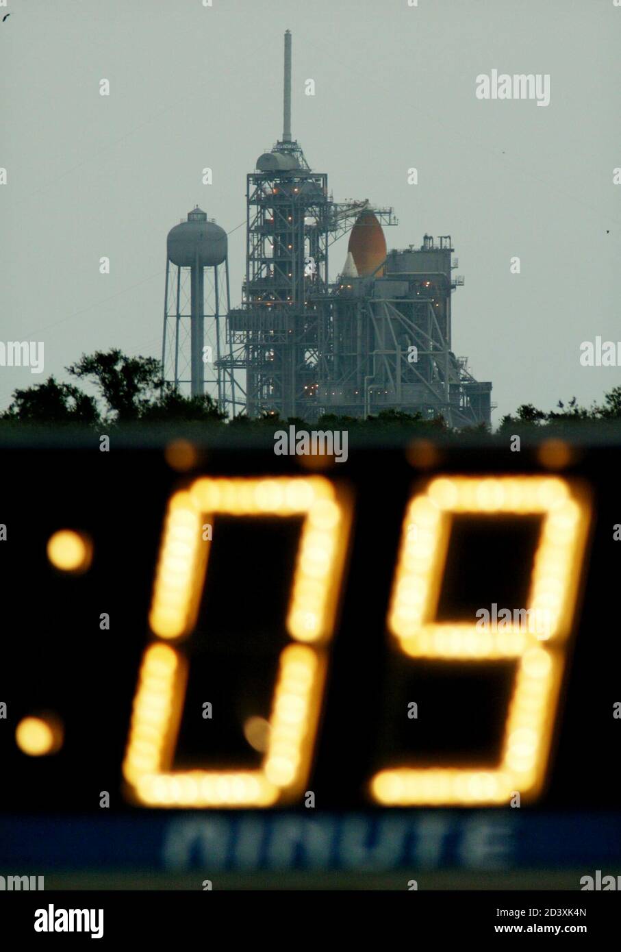 Launch countdown clock hi-res stock photography and images - Alamy