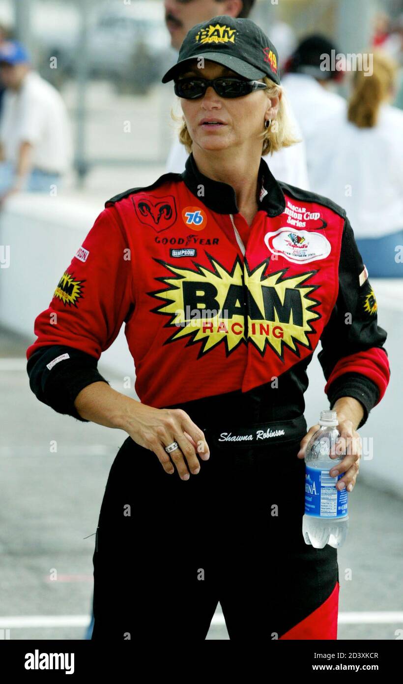 2002 the pepsi 400 nascar hi-res stock photography and images - Alamy