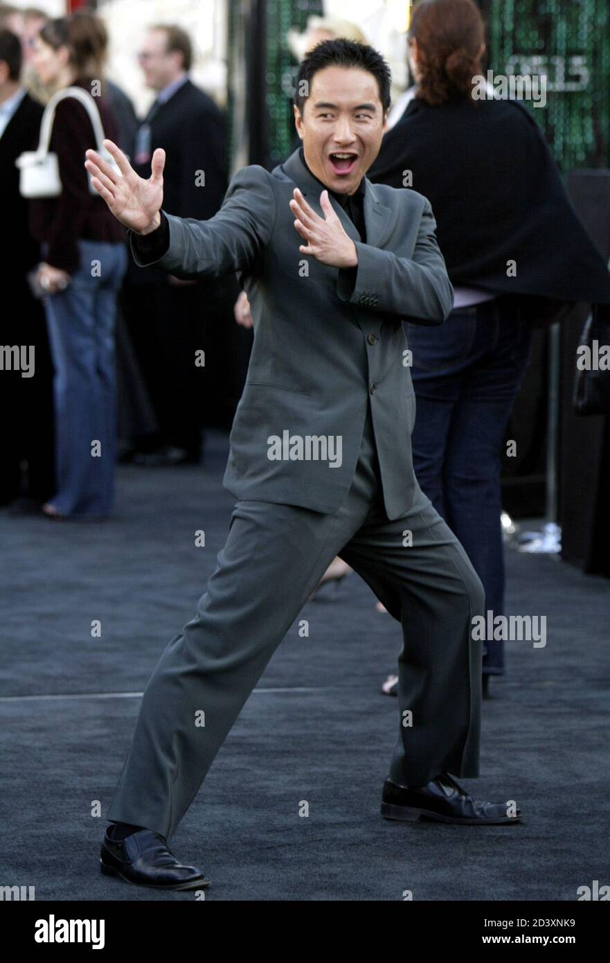 Keanu reeves the matrix reloaded hi-res stock photography and images ...