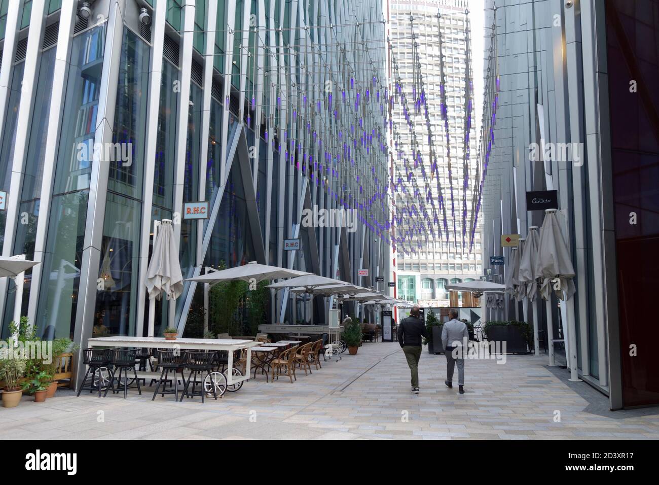 London victoria nova victoria new hi-res stock photography and images ...